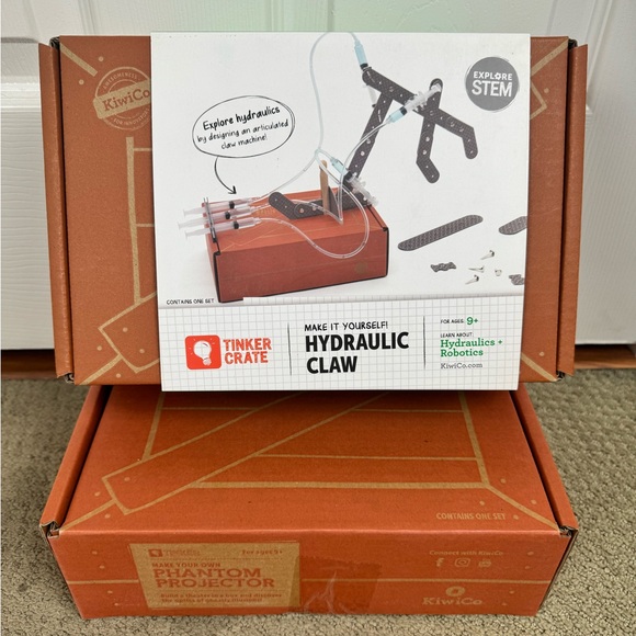 Kiwico | Toys | 2 Tinker Crate Hydraulic Claw Phantom Projector Kit Box ...